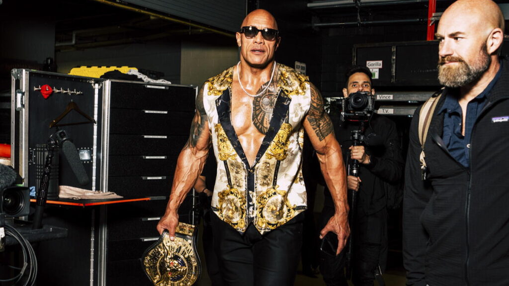 6 WWE Stars To Align With The Bloodline Against Roman Reigns - Page 4 ...
