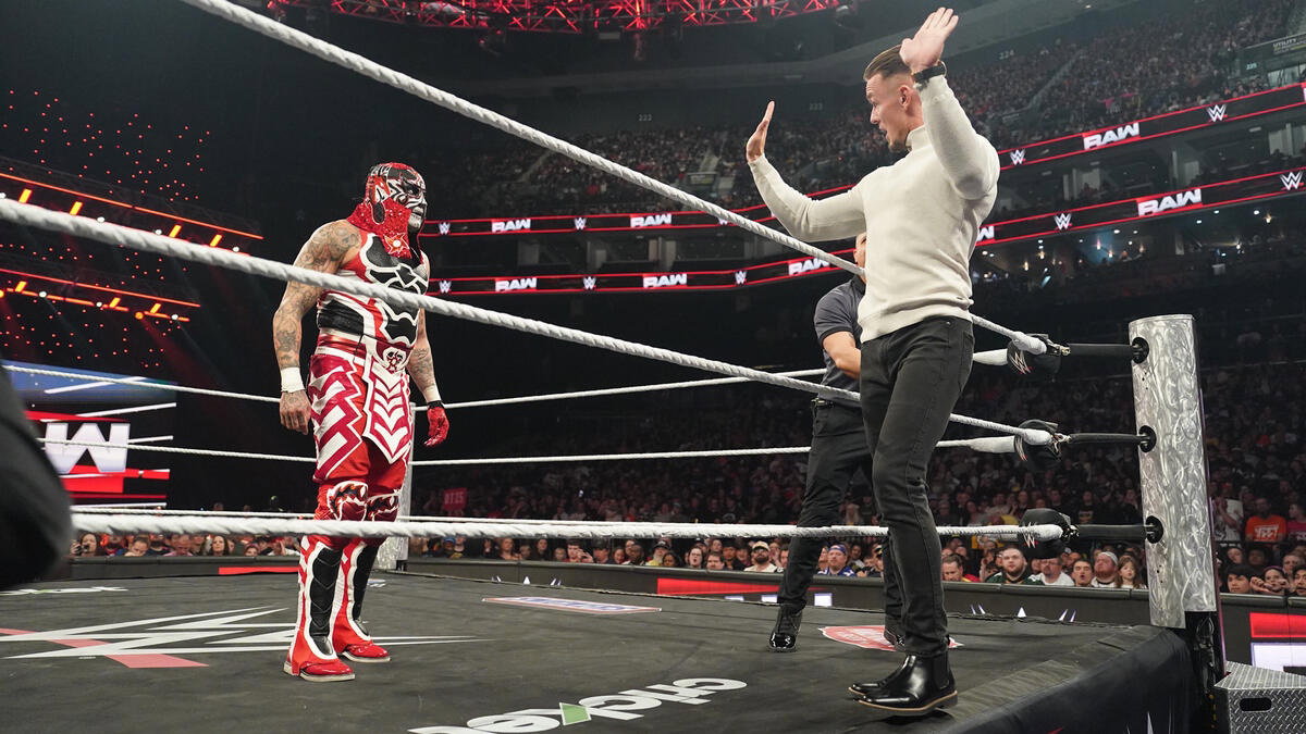 6 Matches To Be Added To WWE Elimination Chamber 2025 - Page 3 of 6 ...
