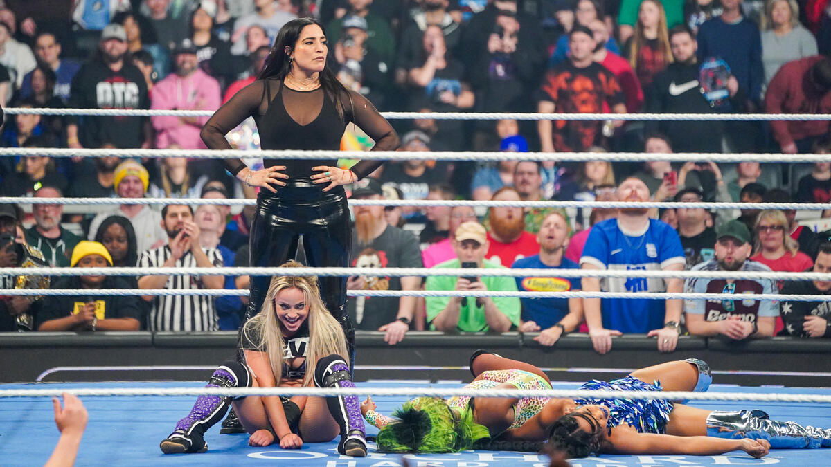 6 Changes To WWE Raw Before Elimination Chamber 2025 - Page 2 of 6 ...