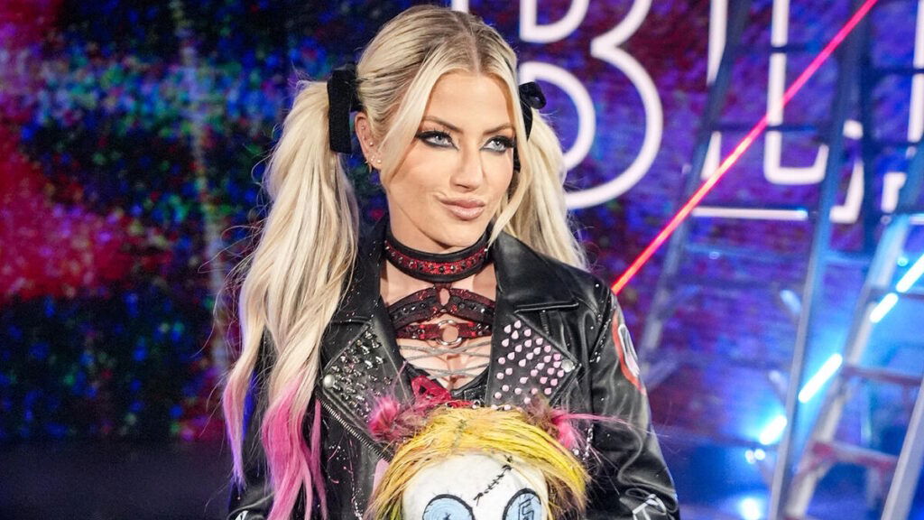 5 Heel Turns At WWE Evolution 2025 - WrestleTalk